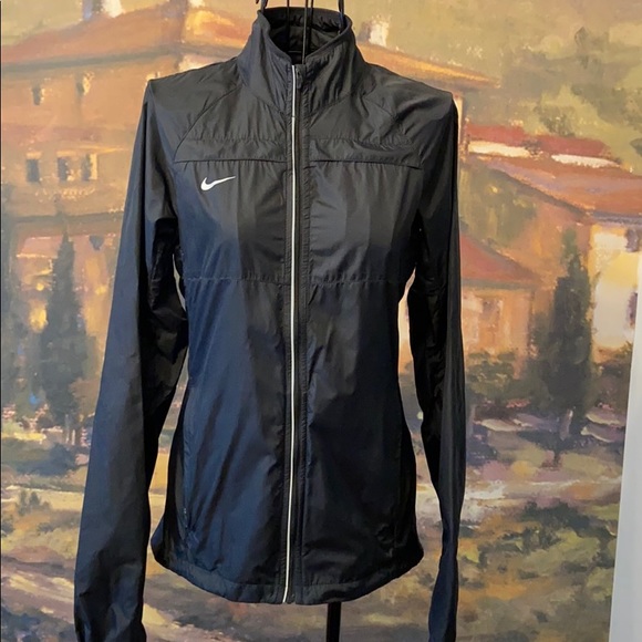 Nike | Jackets & Coats | Nike Windbreaker | Poshmark